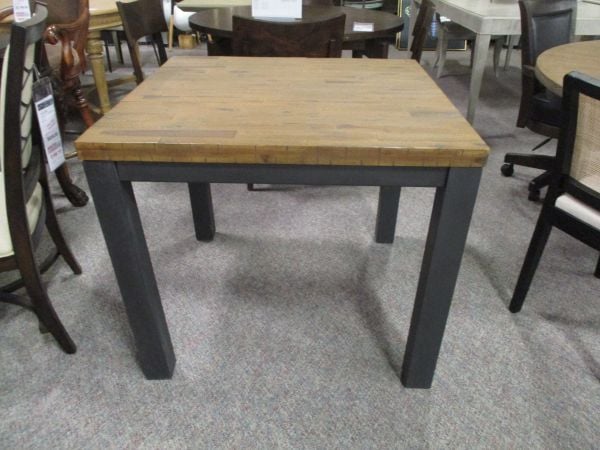 Dining Room Tables in Toronto, Hamilton, Stoney Creek, Ontario | Stoney ...