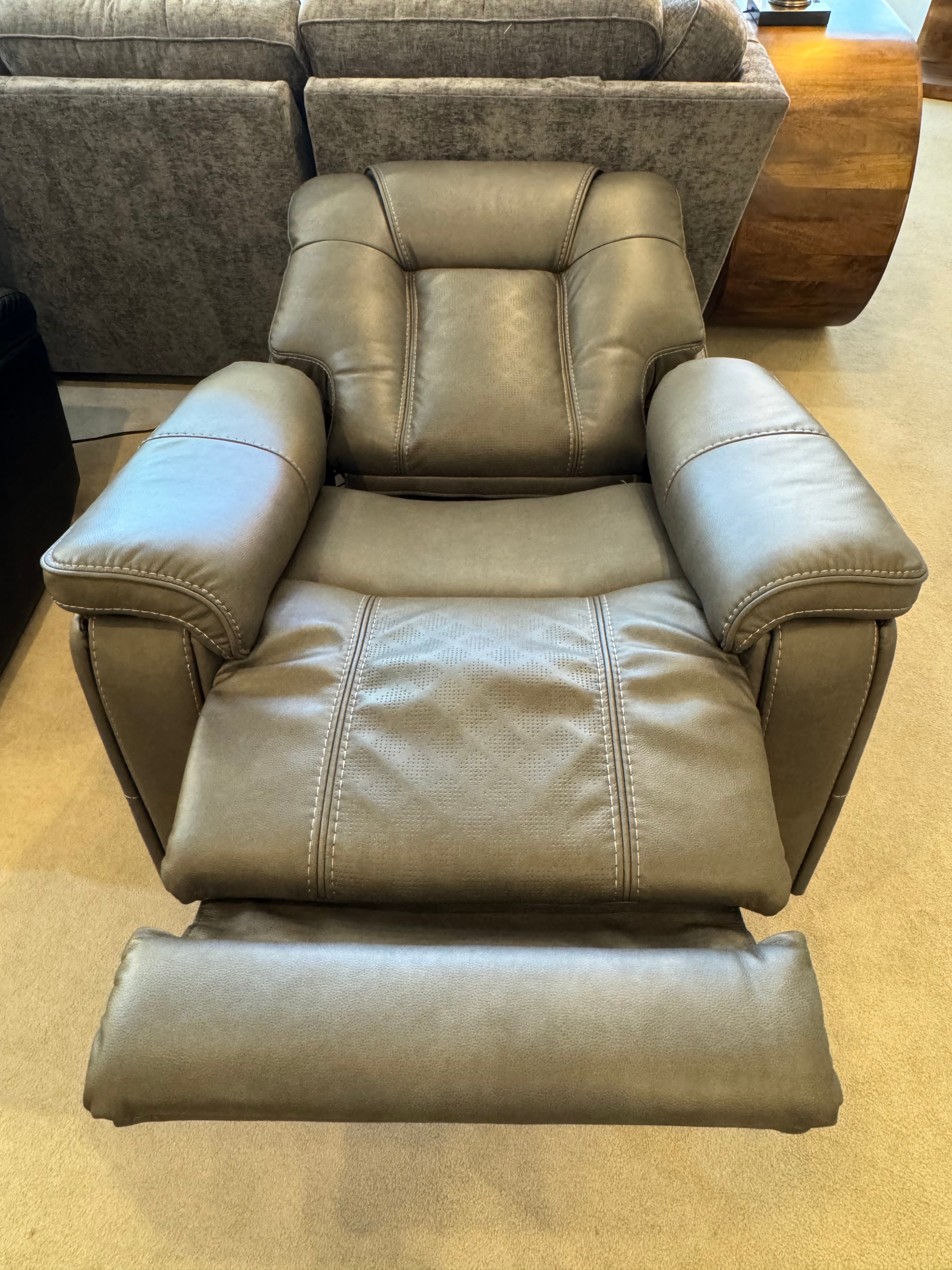 Recliners in Eugene, Springfield, Albany, Coos Bay, Corvallis, Roseburg ...