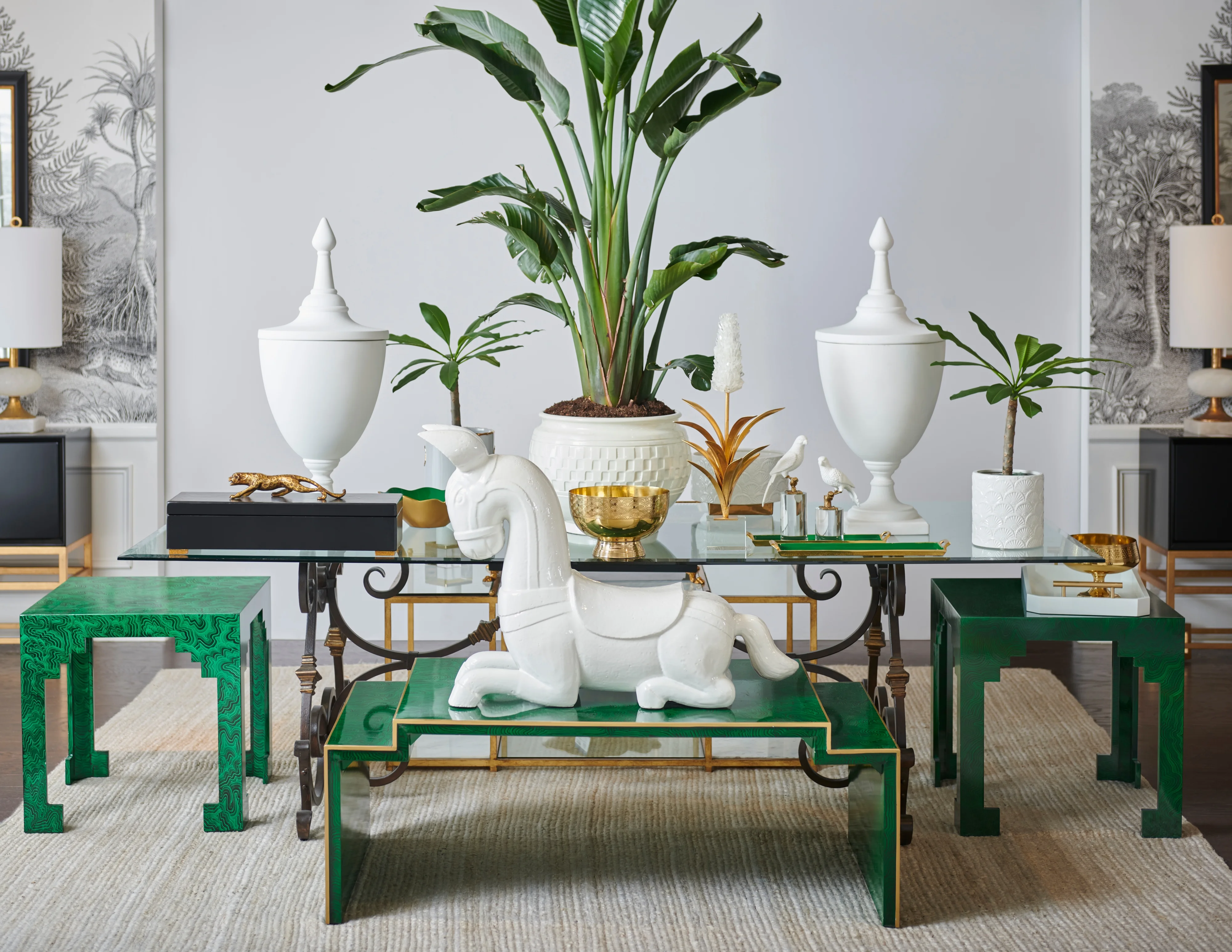 Chelsea House Chelsea House Misc 385363 Delilah Tray - White ...