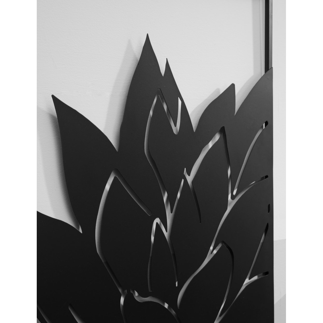 Signature Design By Ashley Wall Art A8010369 Ellyse Indoor Outdoor Wall Signature Design By Ashley Wall Art A8010369 Ellyse Indoor Outdoor Wall