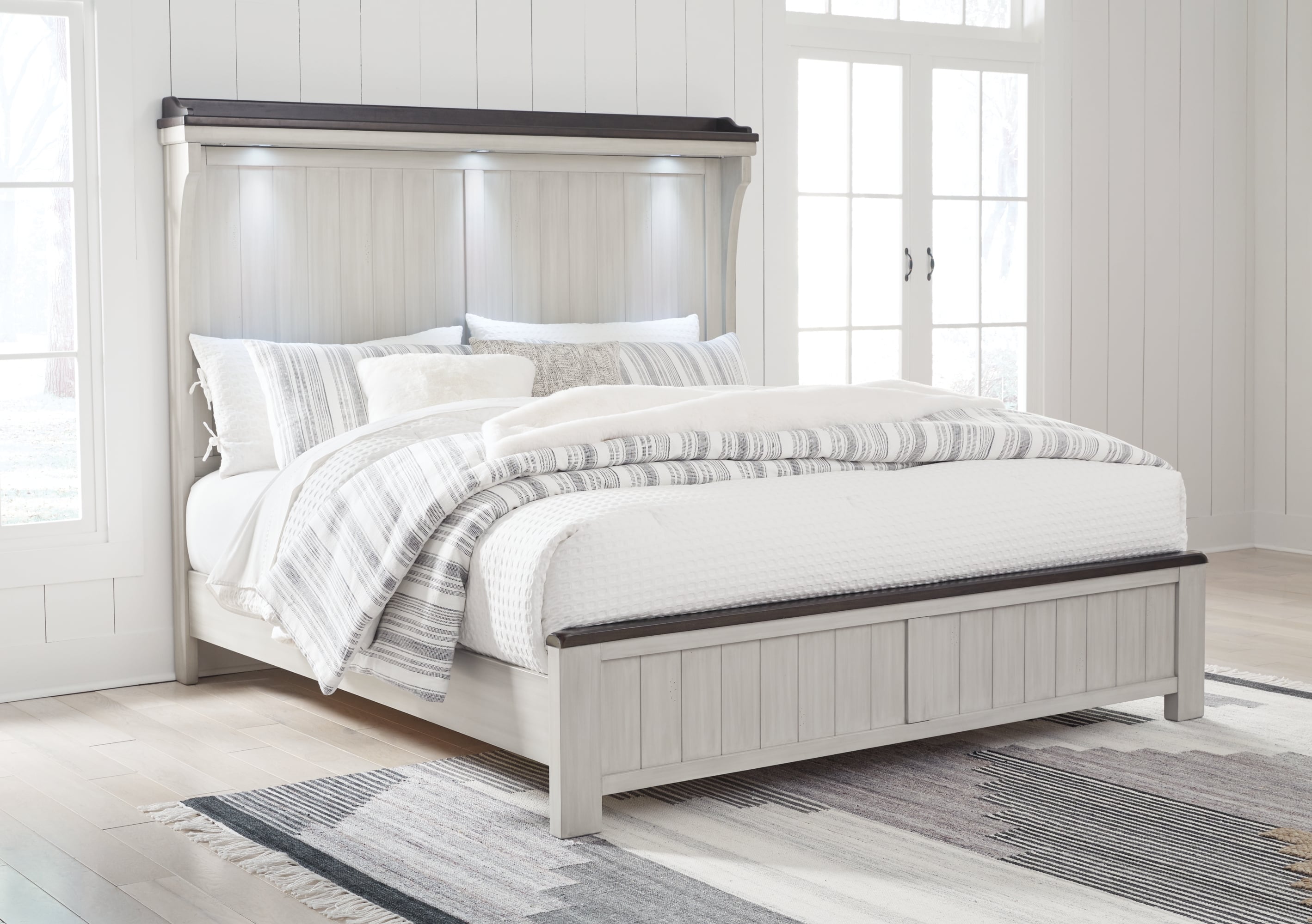 Ashley Signature Design Darborn B796B2 Farmhouse Two-Tone Queen Panel Bed with Headboard Shelf ...