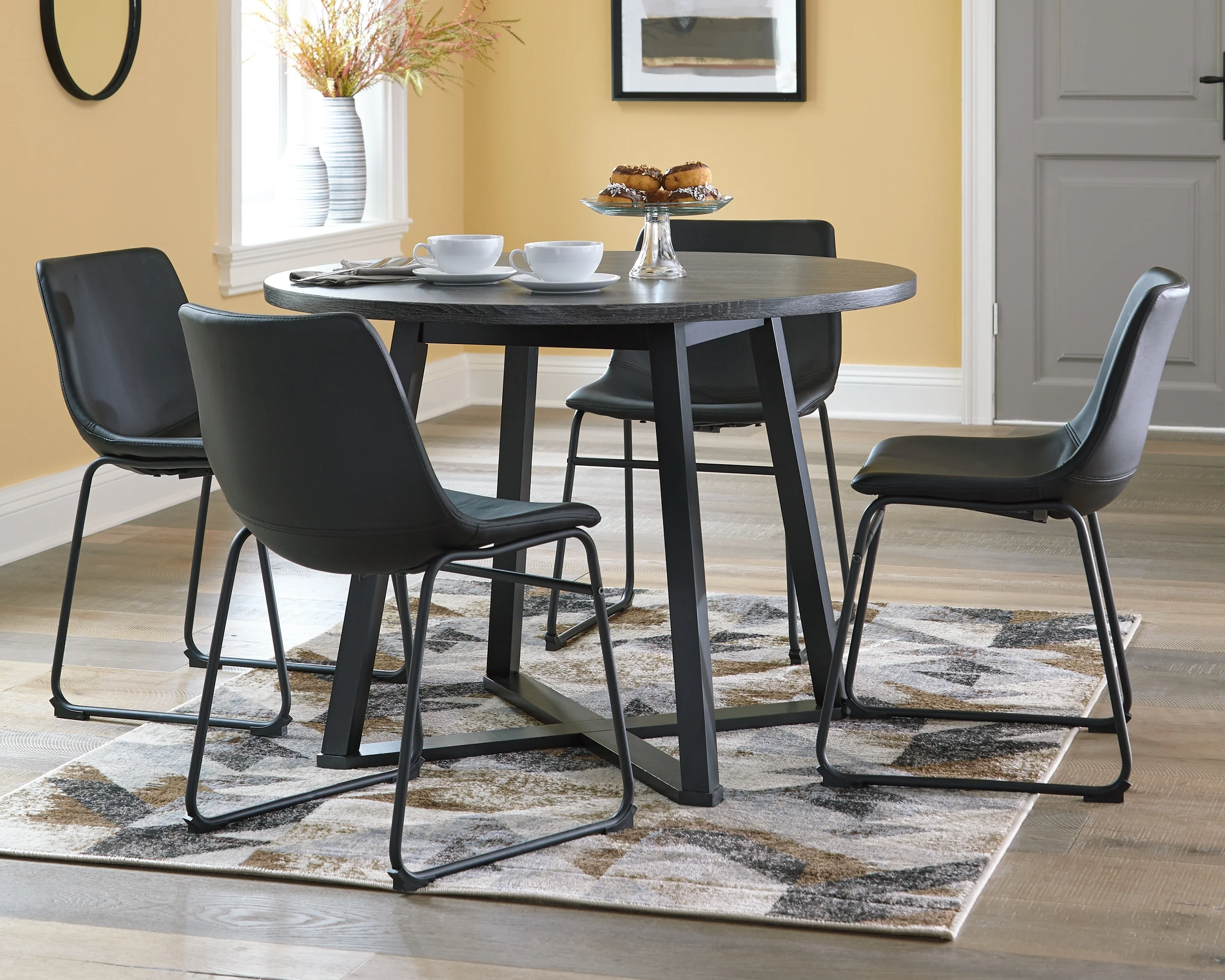 Signature Design by Ashley Centiar D372D7 Dining Table And 4 Chairs ...