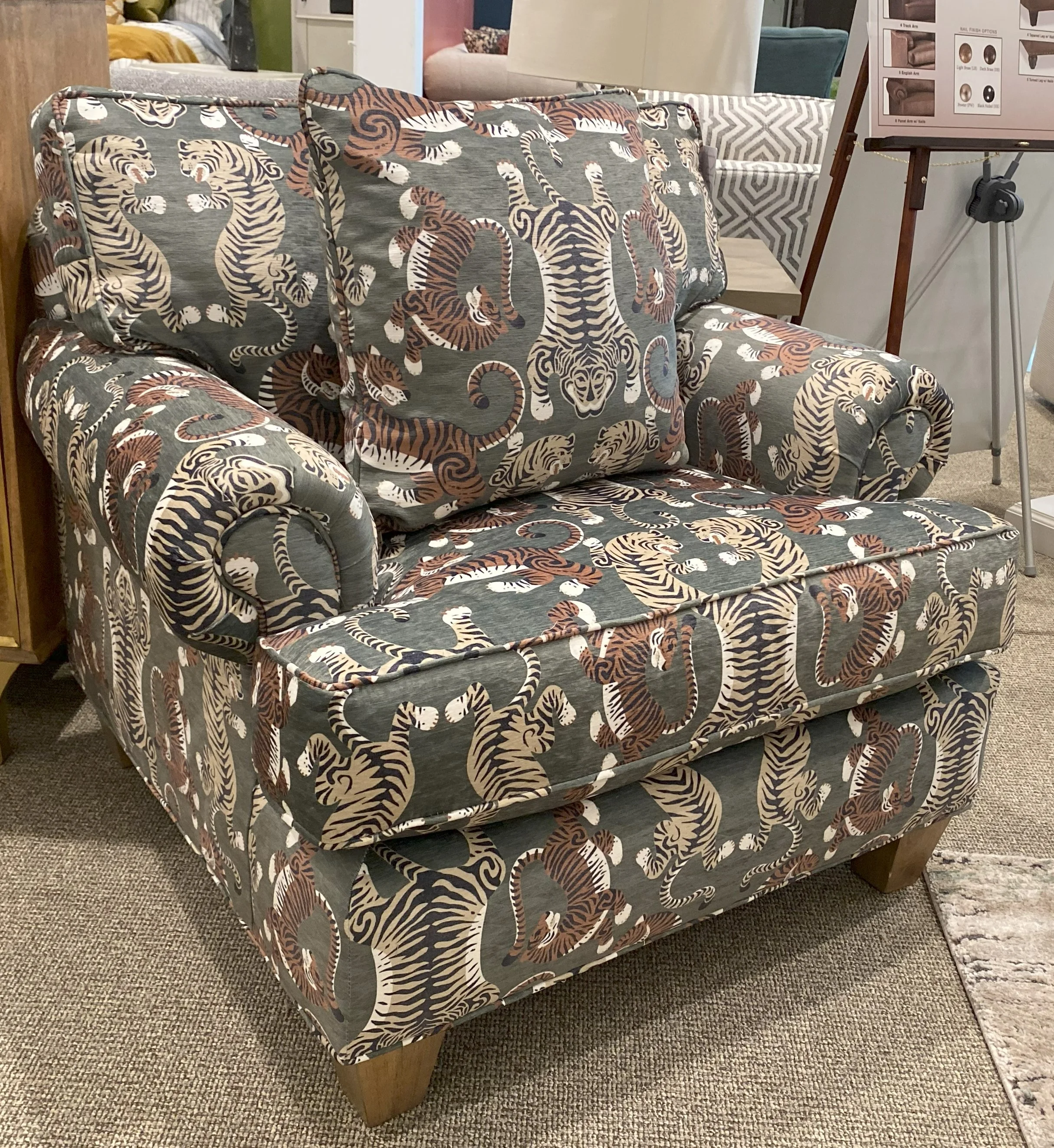 Craftmaster C9 Custom 686027844 Accent Chair | Belfort Furniture | Uph ...