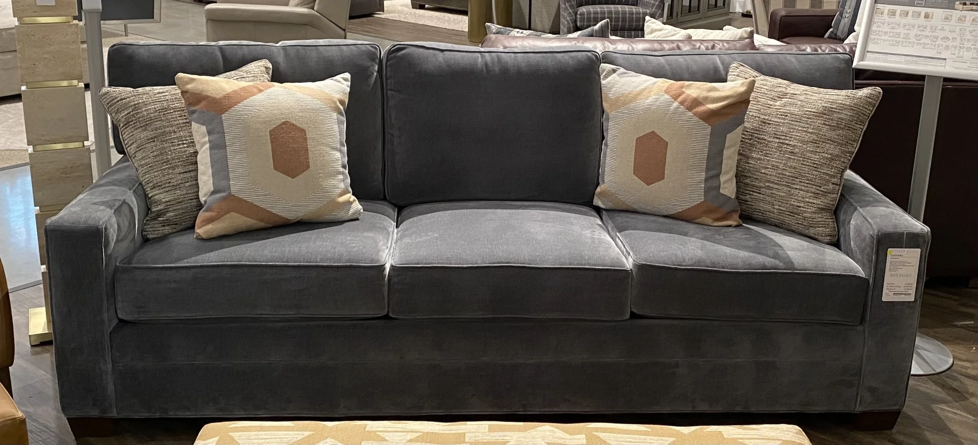 Huntington House 2062 COLLECTION 523835587 Oasis Sofa | Belfort Furniture | Uph - Stationary Sofas