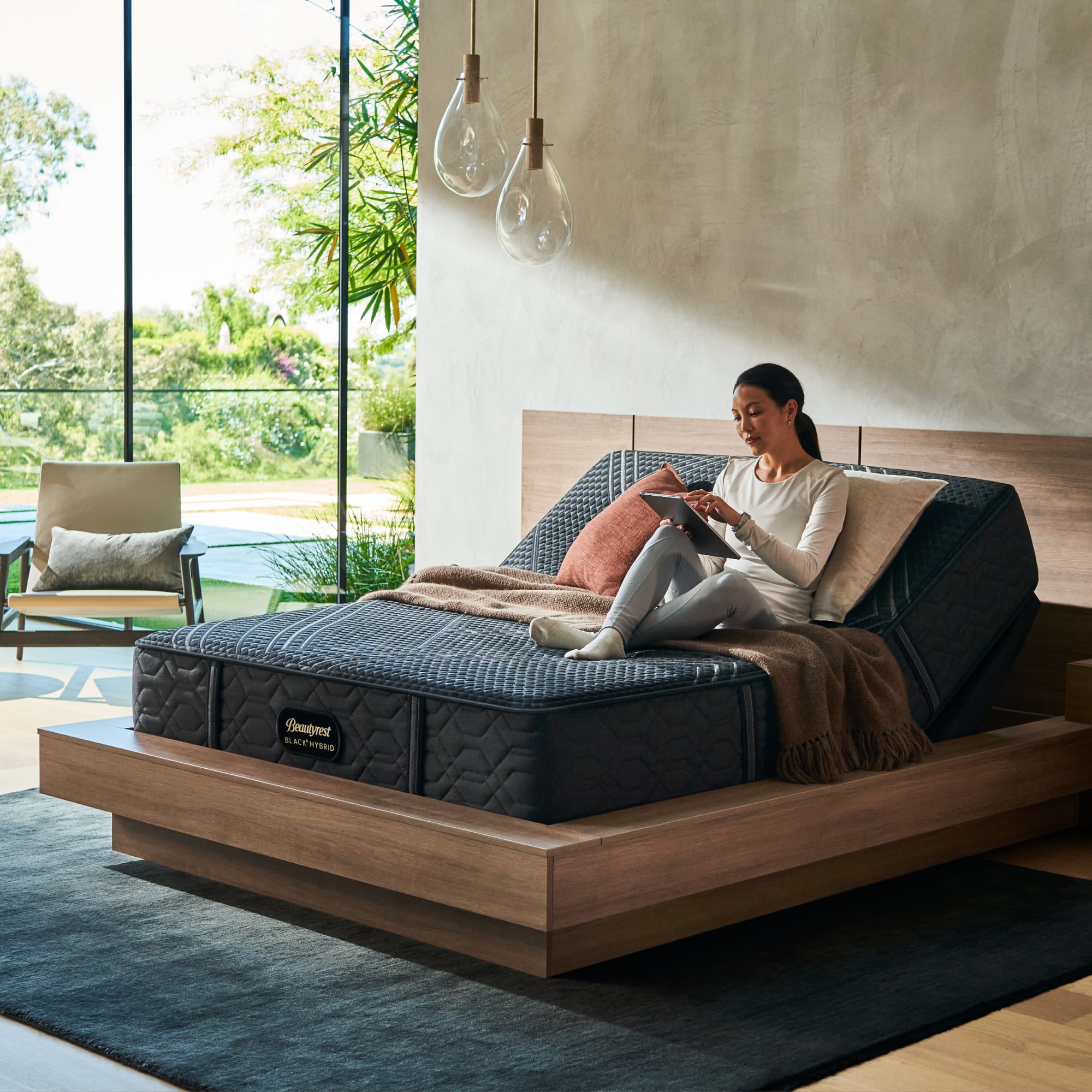 Beautyrest Black Hybrid Series One MED Beautyrest Black Hybrid Med King Mattress