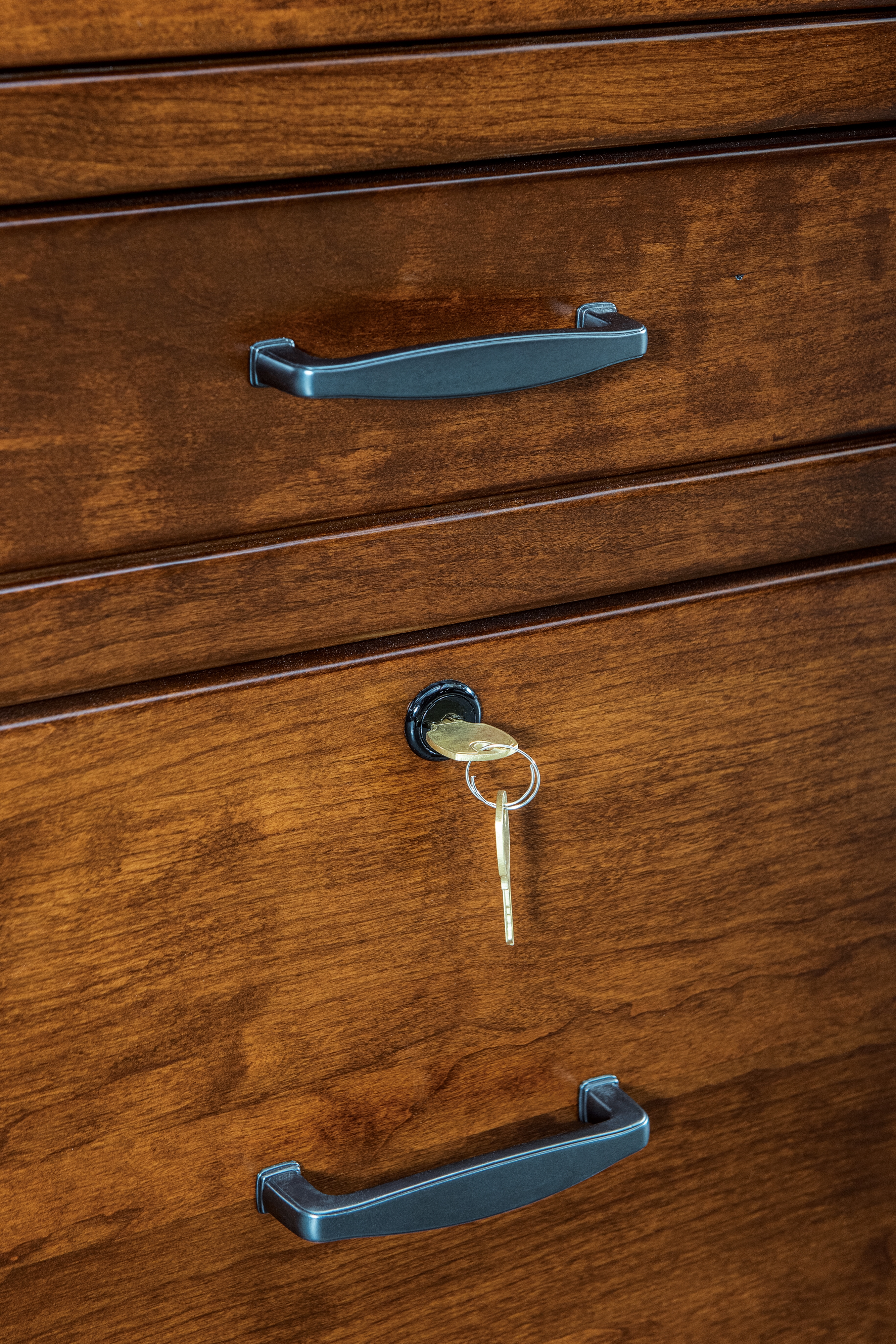 Archbold Furniture Dr. Redwine 2180062 Executive Desk | Johnny Janosik ...