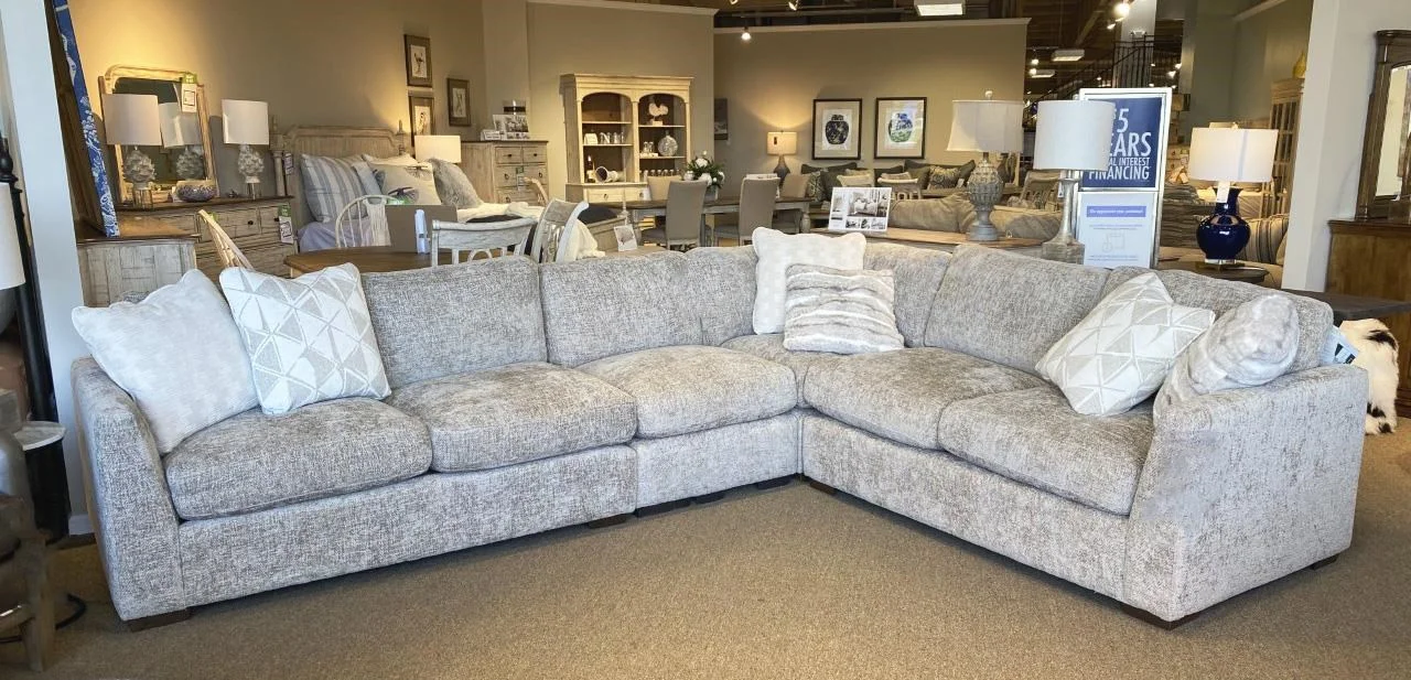 Hickorycraft BUNGALOW 783931BD CRAFTMASTER 3 PC SECTIONAL | Howell ...