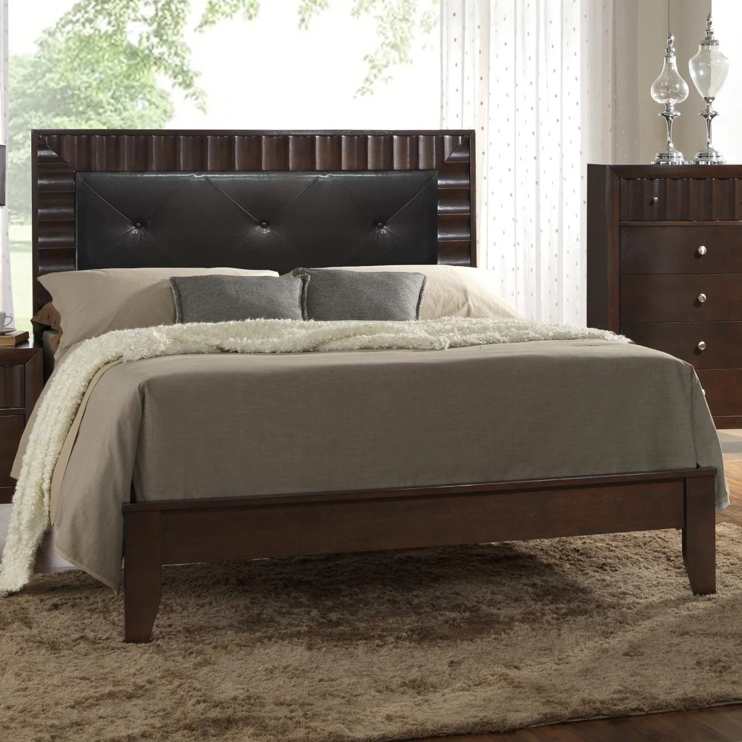 Crown Mark Nadine B4900-Q-HBFBx1+B4900-KQ-RAILx1 Upholstered Queen Bed ...