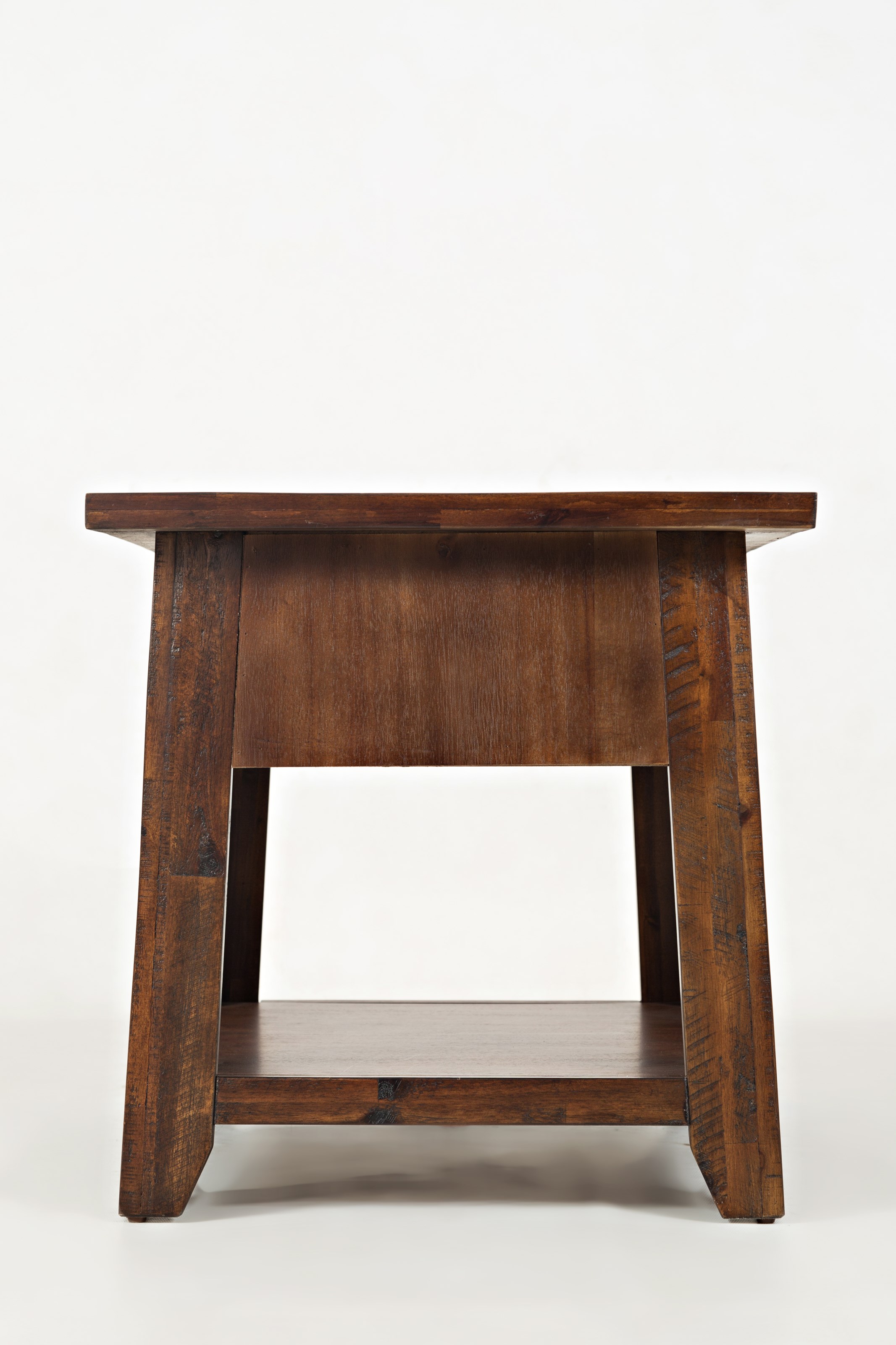 Belfort Essentials Painted Canyon 487197125 Farmhouse End Table ...