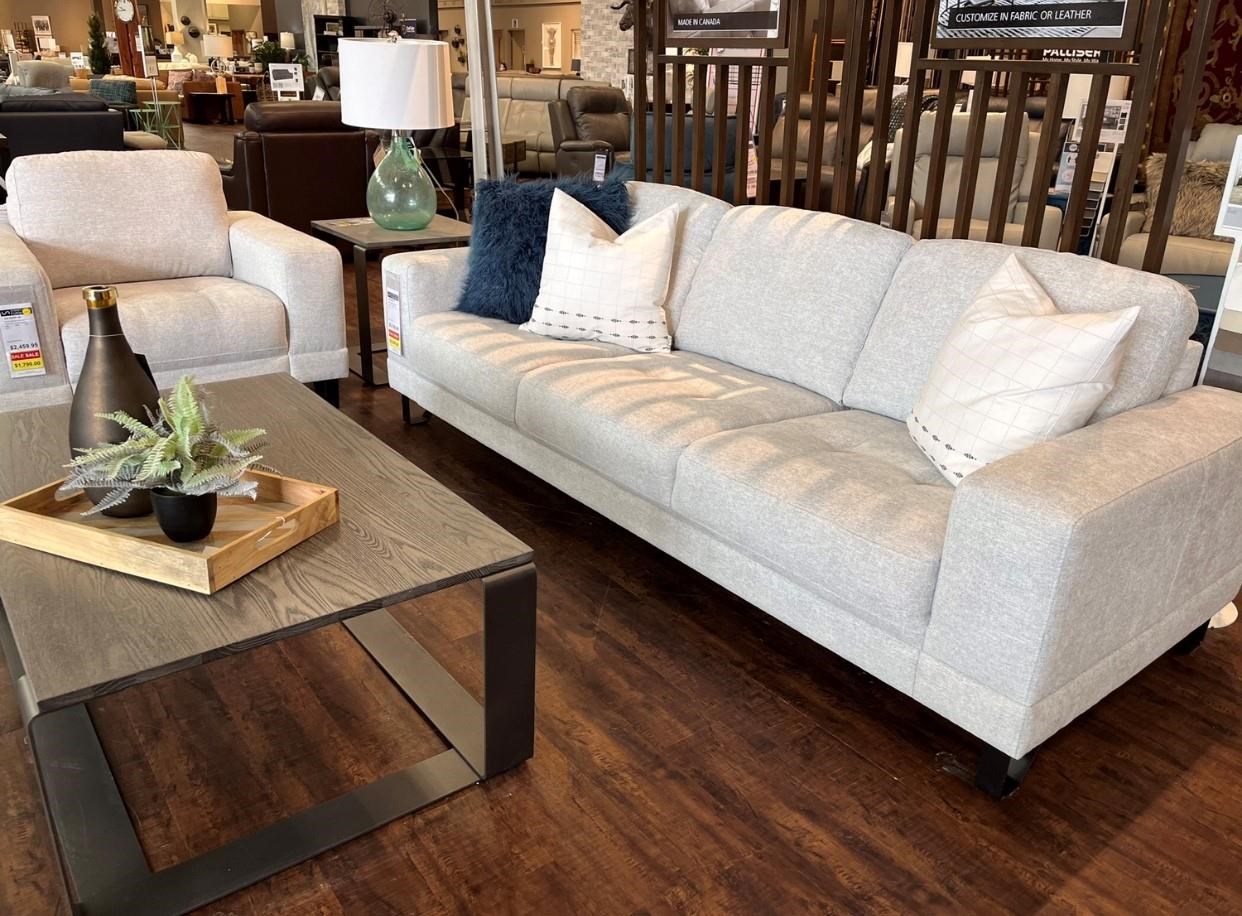 Sofas in Toronto, Hamilton, Stoney Creek, Ontario | Stoney Creek ...