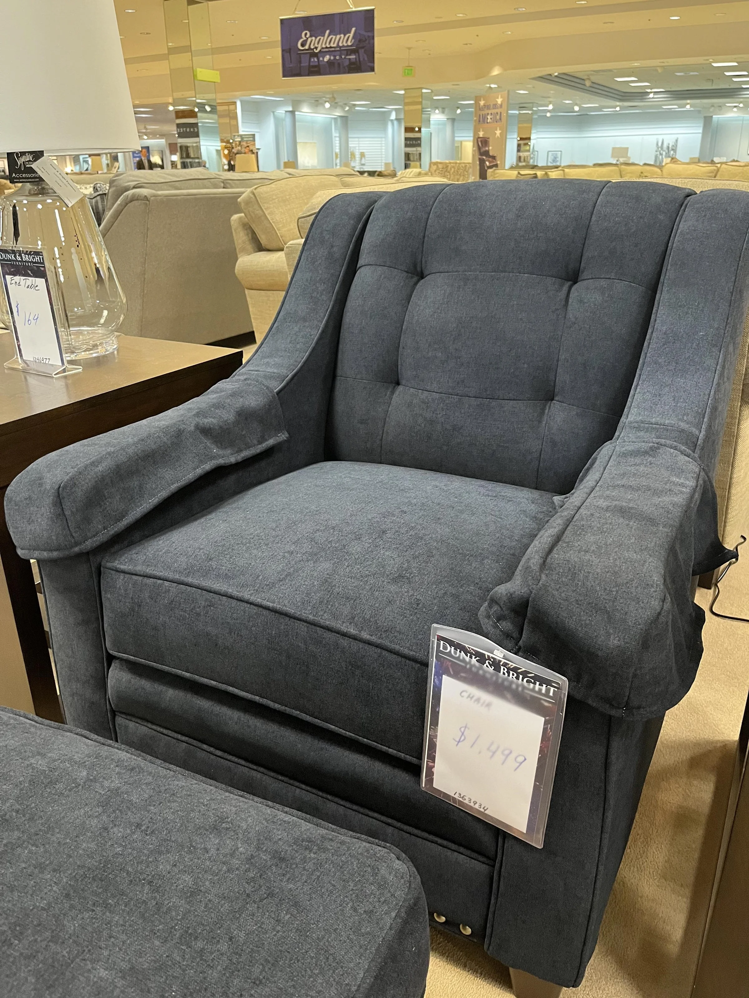 Smith Brothers 203 1363934 Transitional Stationary Chair with Tufting ...