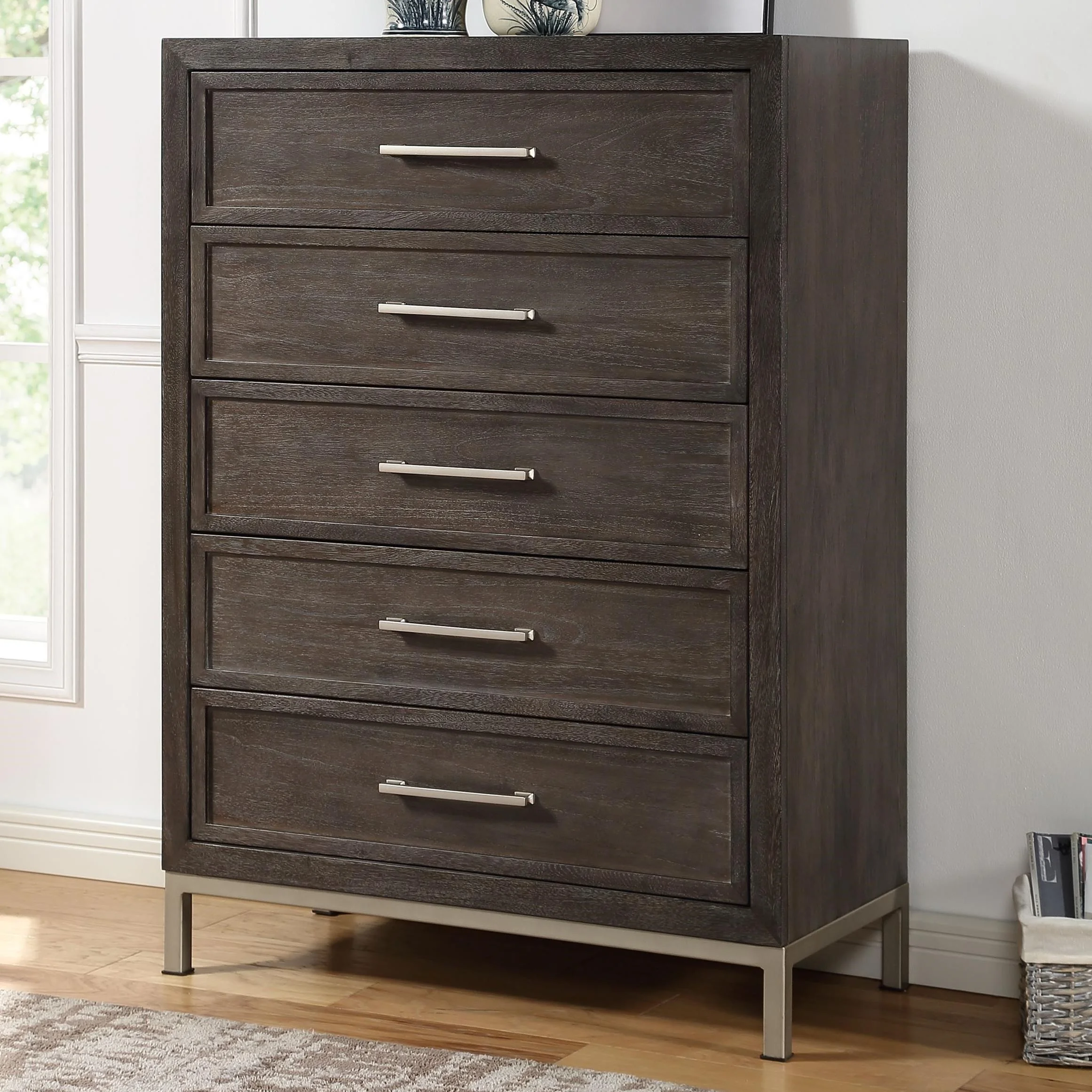 Steve Silver Broomfield BR950C Contemporary Wood/Metal 5-Drawer Chest ...