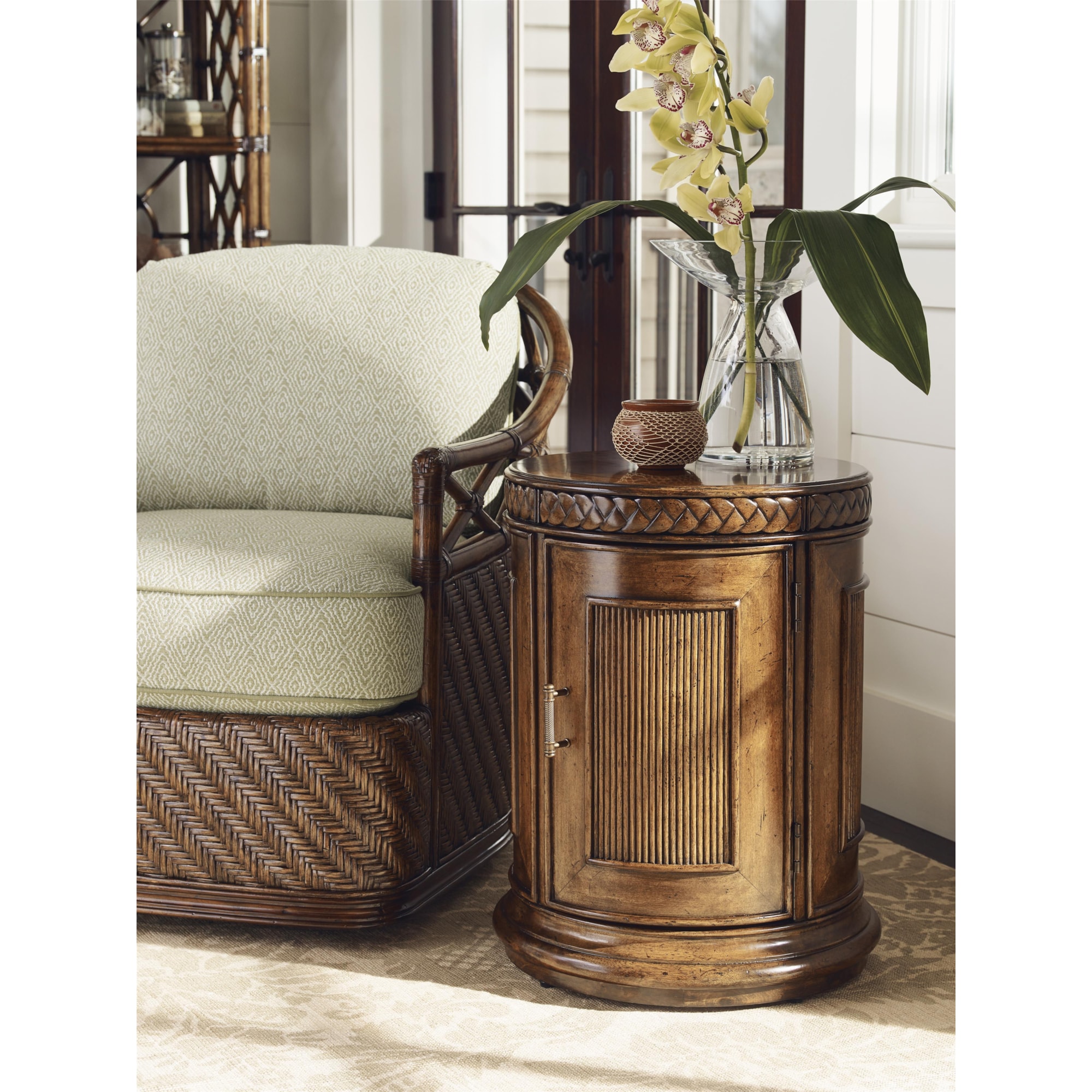 Tommy Bahama Home Bali Hai 662474332 Belize Round End Table | Baer's ...
